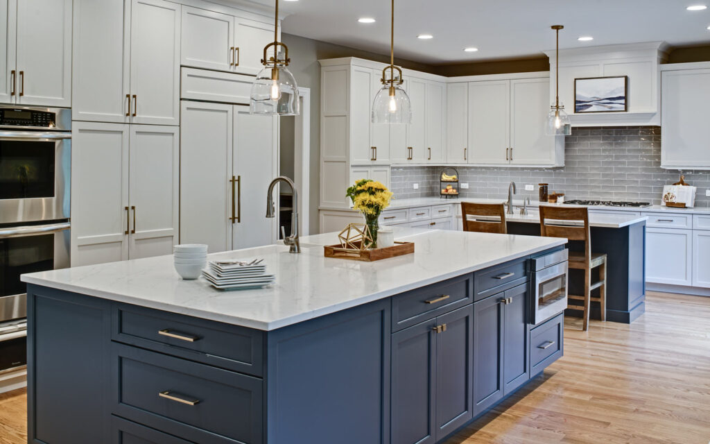 Wide-Open Kitchen - Glen Ellyn - Drury Design