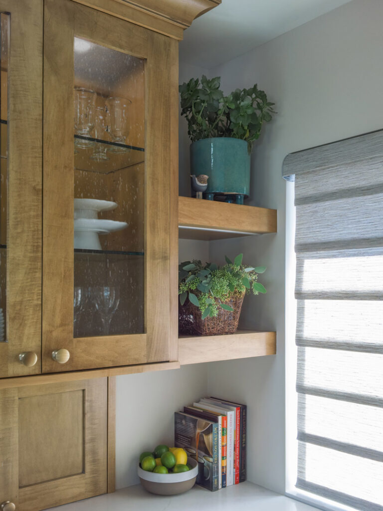 Warm, Inviting Kitchen - Elmhurst, IL - Drury Design