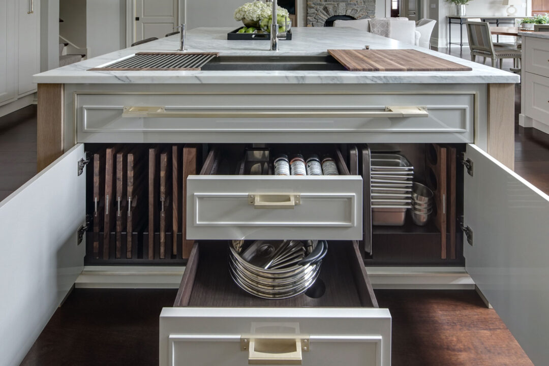 Timeless Elegant Kitchen - Naperville, IL - Drury Design